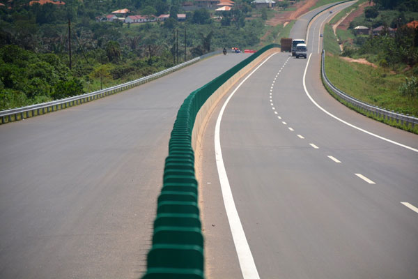 Kampala-Entebbe express highway to be opened this month - 93.3 KFM